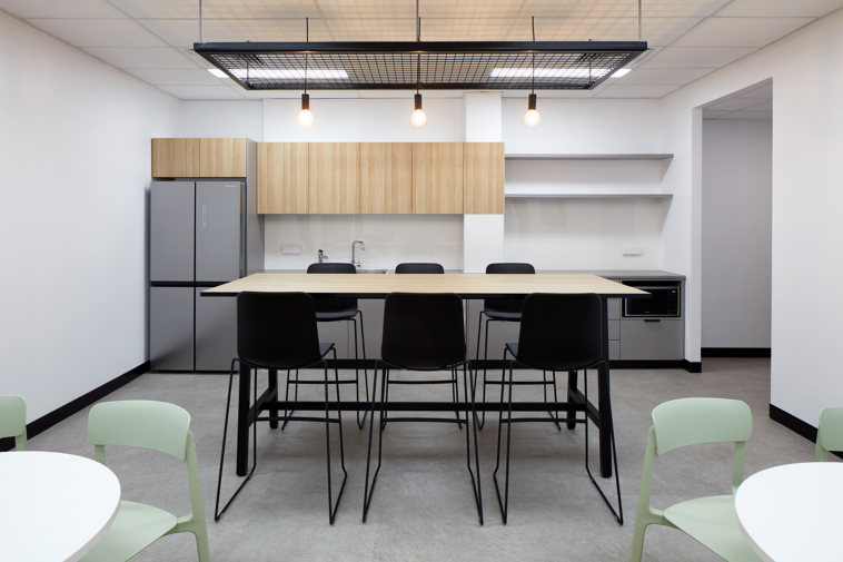 Crest Interiors - Retro Traffic Commercial Office Fitout